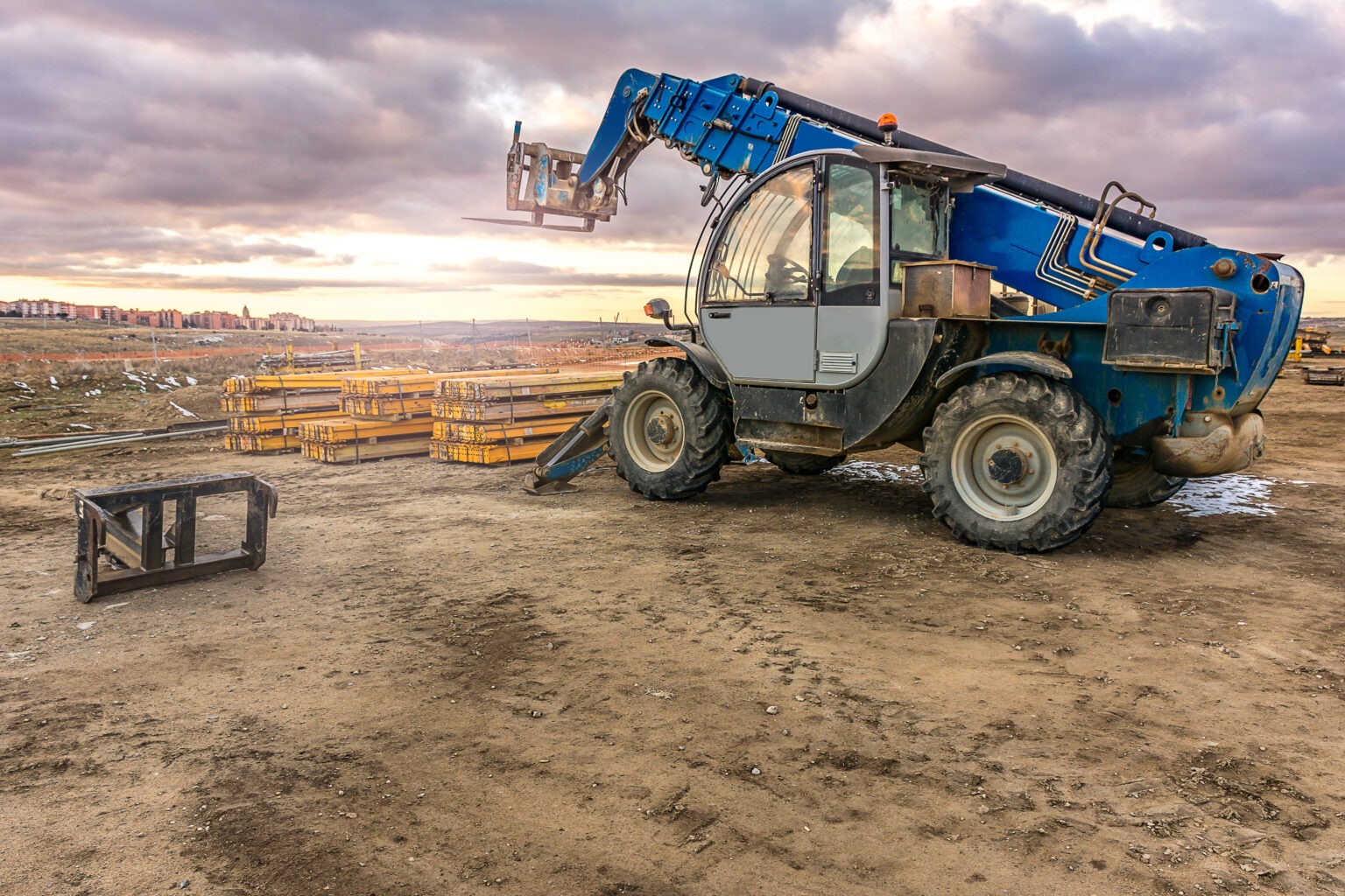 Telescopic Handler Training Derbyshire | Courses & Licences - NTT